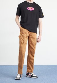 Jordan Pantalon cargo - brown/marron - (Seconde main) - ZALANDO.FR
