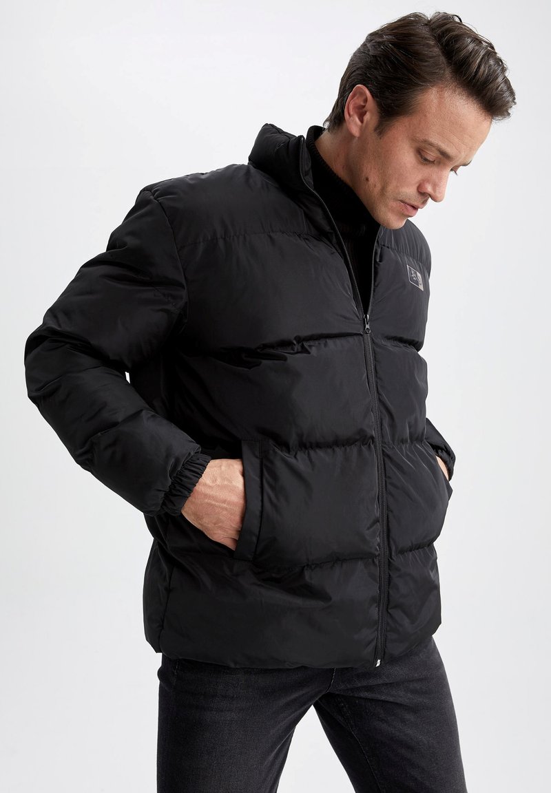 DeFacto DISCOVERY ADVENTURES REGULAR FIT - Winter jacket - black - Zalando
