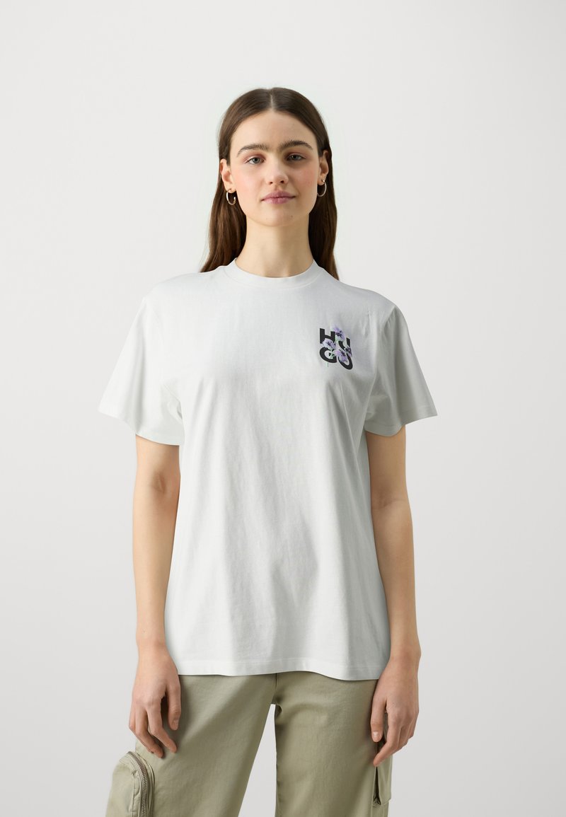 HUGO VINTAGE TEE - Print T-shirt - natural/off-white - Zalando