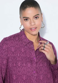 Studio Untold STRAIGHT SHAPE PAISLEY LONG SLEEVE - Button-down blouse ...