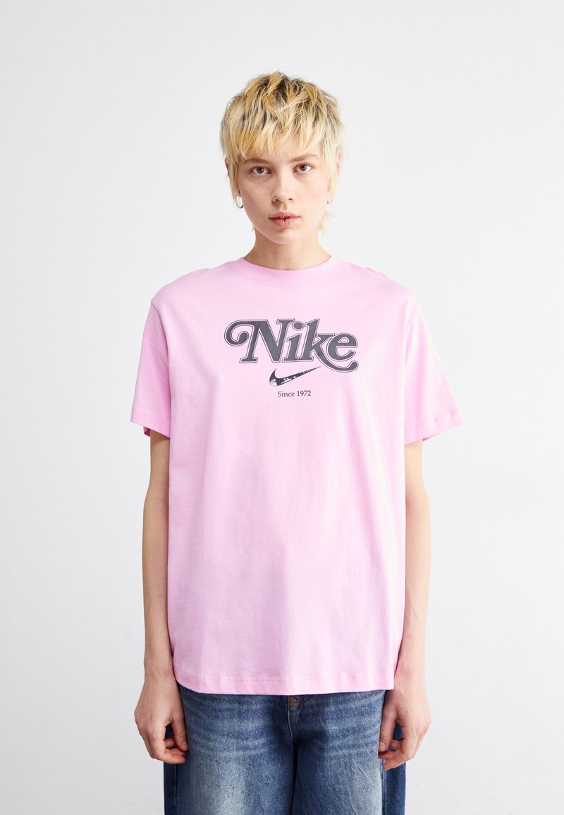 Nike Sportswear TEE - Print T-shirt - pink rise/pink - Zalando.co.uk