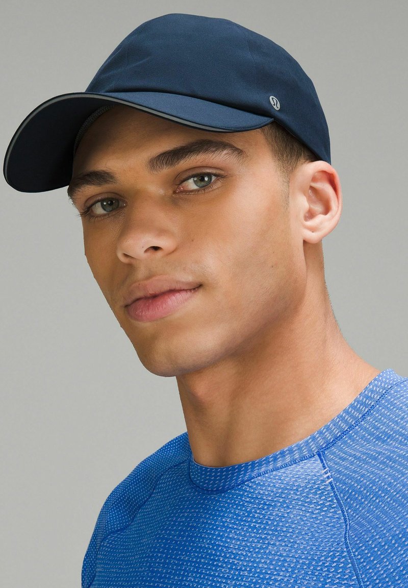 lululemon FAST AND FREE RUNNING - Cap - true navy/dark blue - Zalando