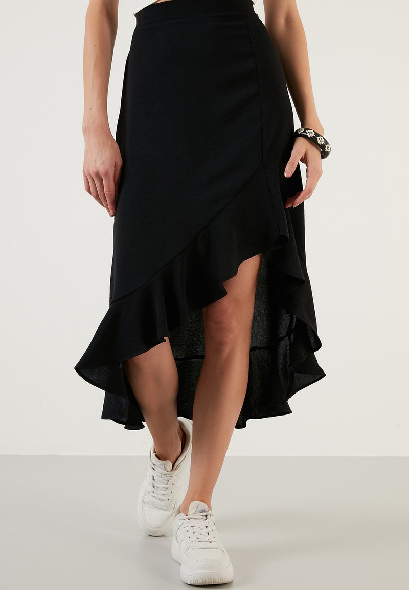 LELA REGULAR FIT - Falda acampanada - black/negro - Zalando.es