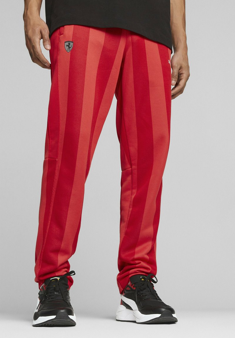 Puma SCUDERIA FERRARI STYLE T7 - Pantalon de survêtement - rosso corsa ...