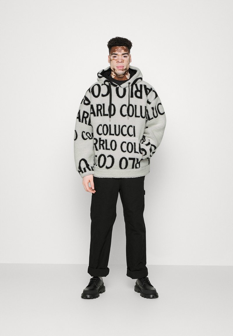 Carlo Colucci OVERSIZE UNISEX - Felpa con cappuccio - white/bianco ...