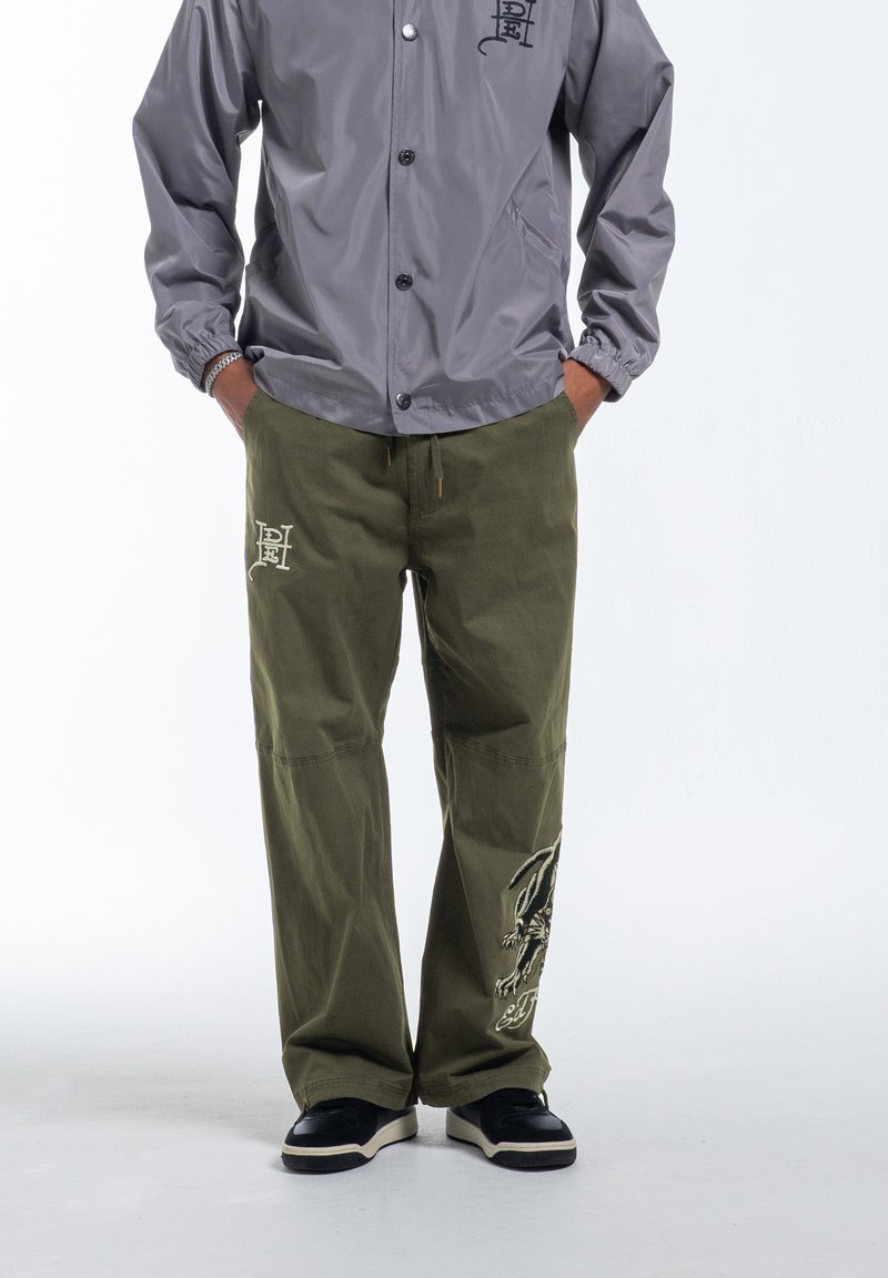 Ed Hardy PANTHER TECH - Tracksuit bottoms - green - Zalando.ie