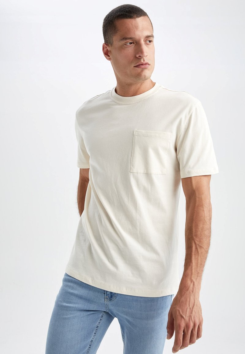 DeFacto NEW REGULAR FIT - T-Shirt basic - beige/sand - Zalando.de