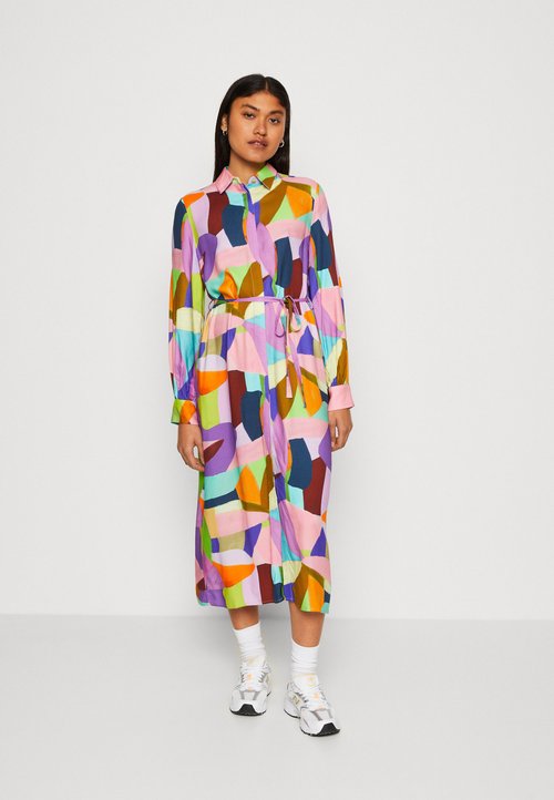 Kjoler på nett | Dame | Kjøp ny kjole online | ZALANDO Norge - Side 17