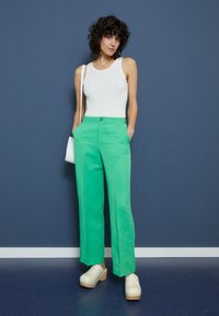 Scotch & Soda EDIE HIGH RISE WIDE LEG SUMMER EVENT TROUSERS - Pantalon ...