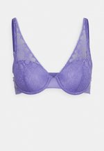 Chantelle DAY TO NIGHT SPACER - Triangel BH - veronica/flieder - Zalando.de