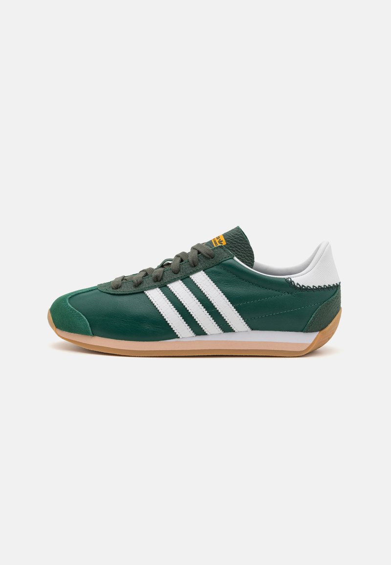 adidas Originals COUNTRY OG - Sneakers - collegiate green/footwear ...