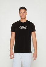 Diesel T-DIEGOR-C14 - T-Shirt print - black/schwarz - Zalando.ch