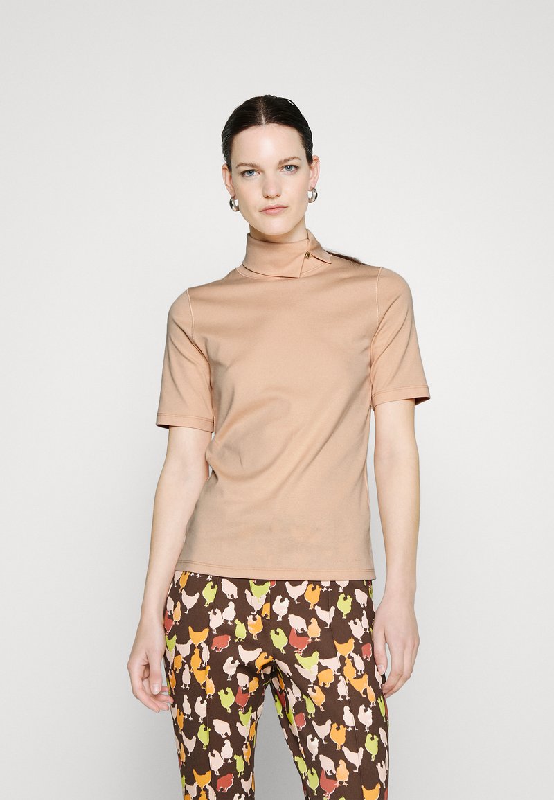 Marc Cain Basic T-shirt - sandy beige/sand - Zalando.ie