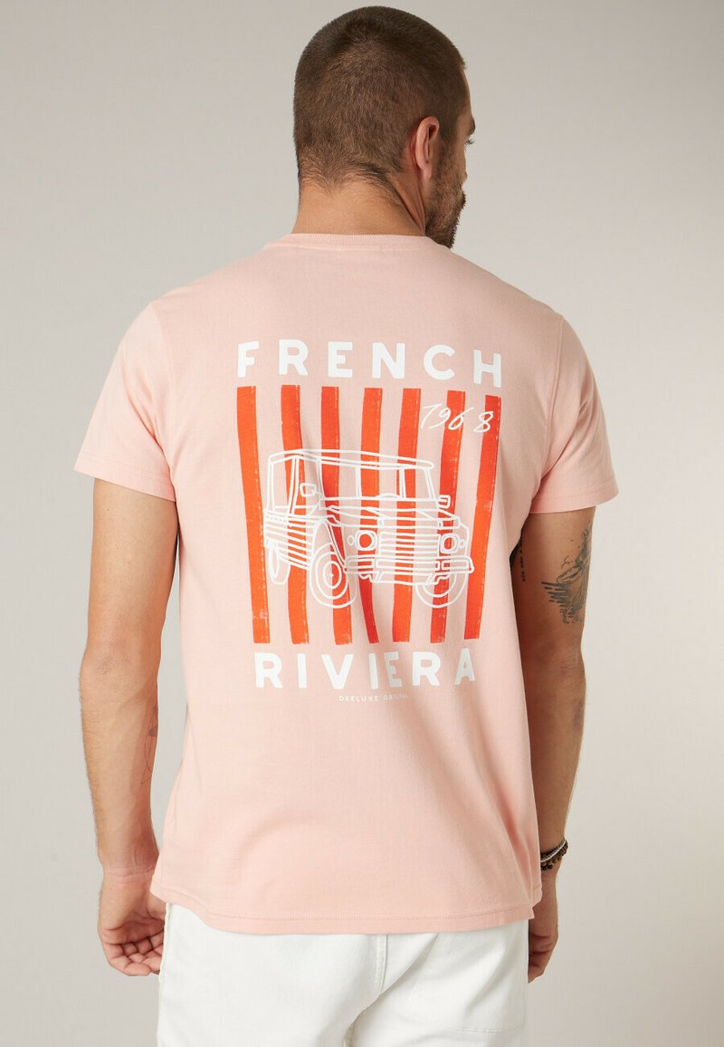 DEELUXE ORIGINAL FRENCHY - T-shirt imprimé - lachsfarben/saumon ...