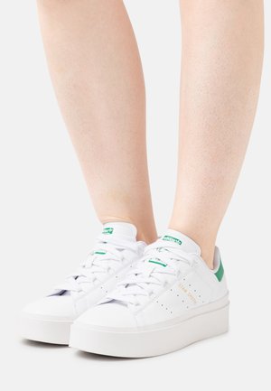 adidas Originals STAN SMITH BONEGA 2B - Sneakers - footwear white/core ...
