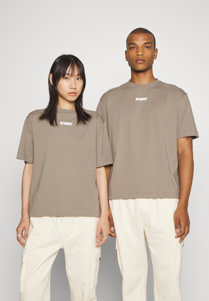 K-Way EXCLUSIVE CALAM UNISEX - T-shirt basic - beige taupe/grigio talpa - Zalando.it