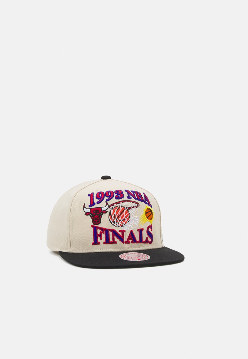 Mitchell & Ness NBA FINALS BULLS VS SUNS REMIX SNAPBACK - Cap - off ...