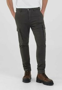 Replay BULL HYPERFLEX STRETCH - Vaqueros slim fit - wood grey/gris ...