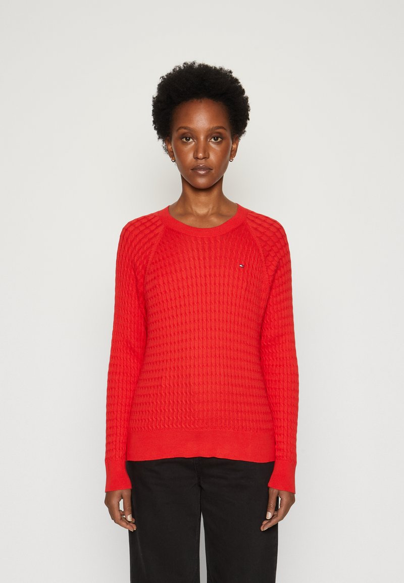 Tommy Hilfiger CABLE - Jumper - fierce red/red - Zalando.ie