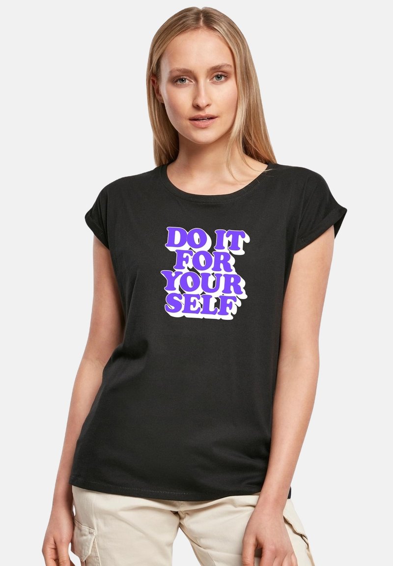 Be Famous CLASSIC ROLL UP DOYOUSE - T-Shirt print - black/schwarz ...