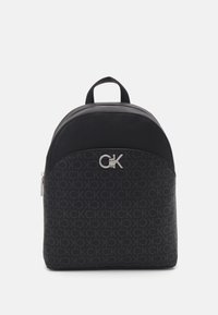 Calvin Klein RE-LOCK DOME - Sac à dos - black monogram/noir - ZALANDO.BE