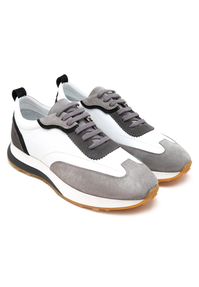 Desa Sneaker low - white/offwhite - Zalando.de