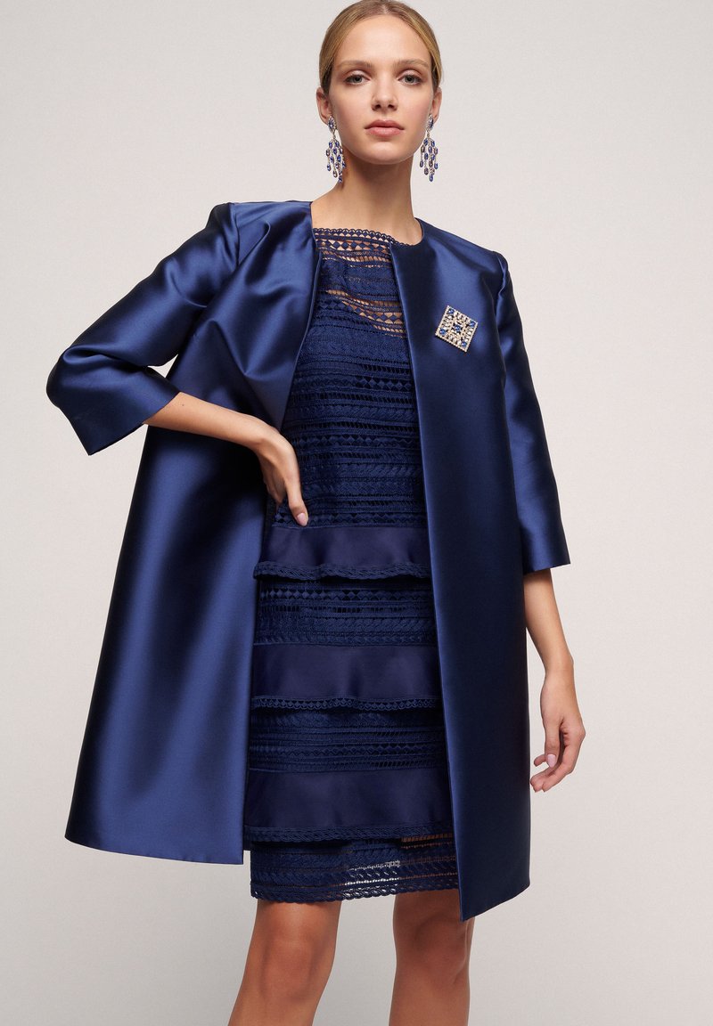 Luisa Spagnoli Vadis A Short Coat Blu Oceanodark Blue Zalandoie