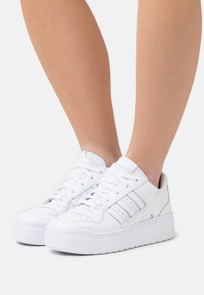 adidas Originals FORUM XLG - Sneakers - footwear white/crystal white ...