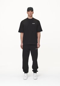 Pegador ALCHAR TEE - T-Shirt print - washed black/schwarz - Zalando.at