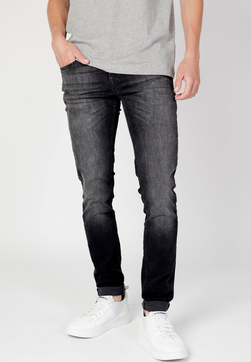 Antony Morato "OZZY" TAPERED FIT JEANS IN BLACK STRETCH DENIM - Jeans ...