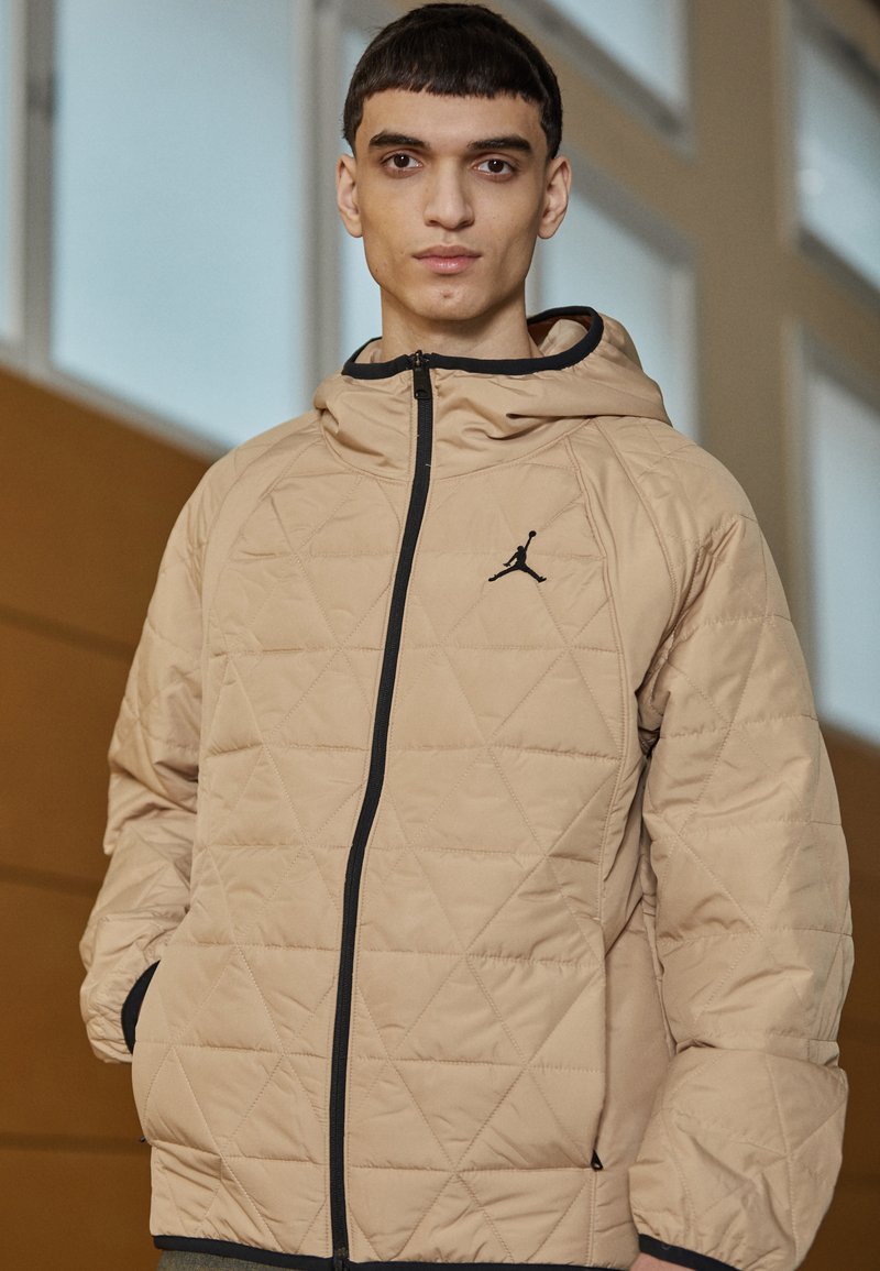Jordan STATEMENT JACKET - Jachetă outdoor - legend brown/bej - Zalando.ro