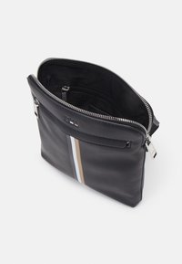 BOSS RAY ENVELOPE - Umhängetasche - black/schwarz - Zalando.de