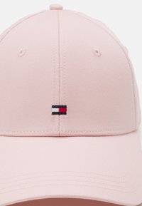 Tommy Hilfiger ESSENTIAL FLAG UNISEX - Pet - whimsy pink/roze - Zalando.be