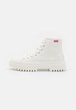 Levi's® PATTON - Sneaker high - brilliant white/weiß - Zalando.at