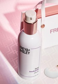 FREYA+BAILEY SHREW! DEEP BODY WASH - Duschgel - - - Zalando.ch