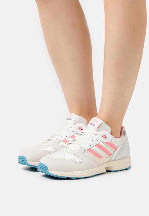 adidas Originals ZX 9020 - Sneaker low - cloud white/cream white/glory ...