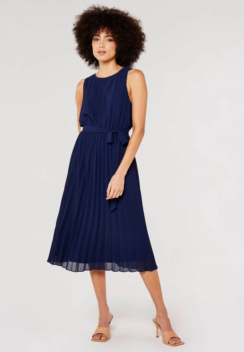 Apricot PLEATED MIDI - Robe de jour - navy/bleu marine - ZALANDO.BE