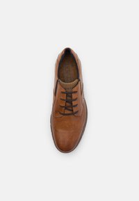 bugatti SIMONE COMFORT - Sportieve veterschoenen - cognac - Zalando.nl