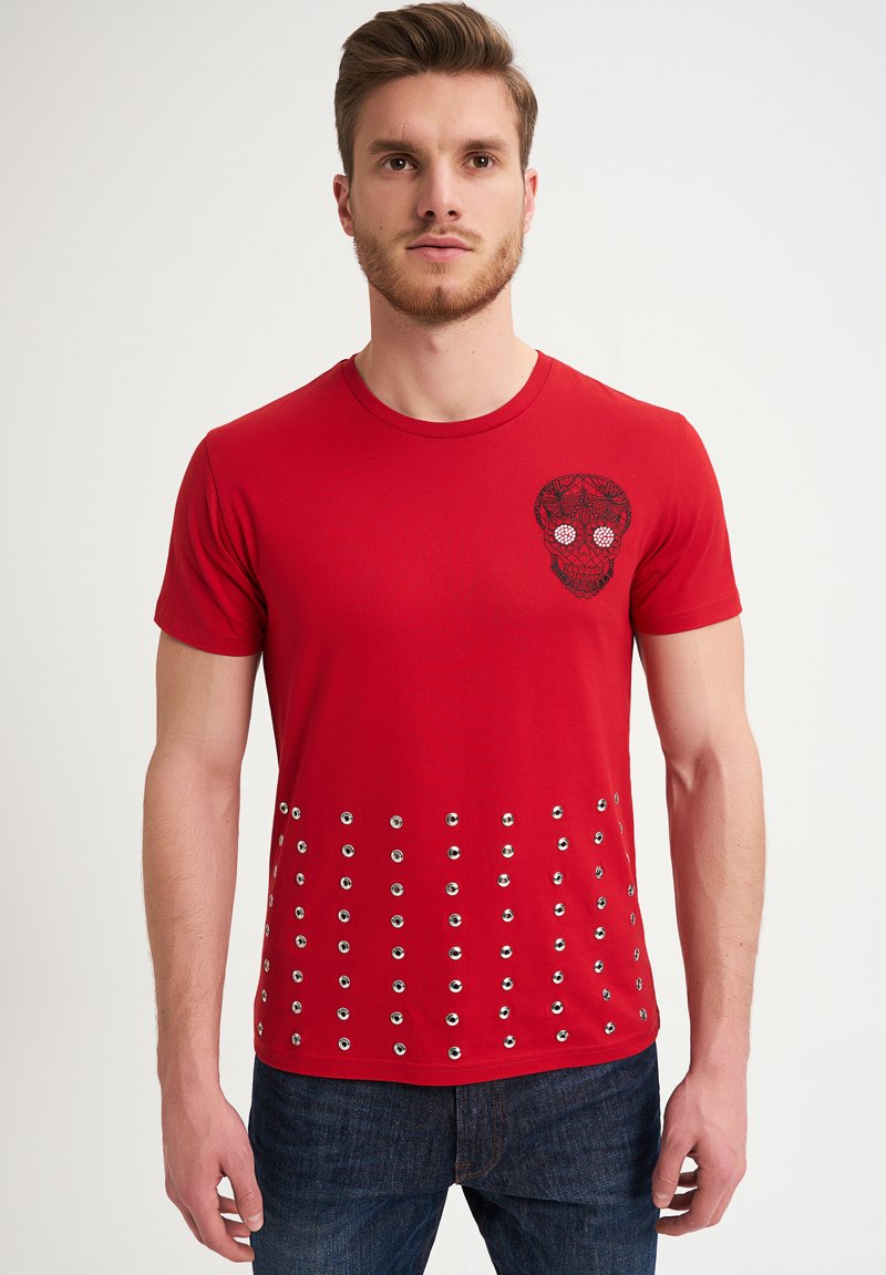 Jeremy Meeks ALEXANDRA - Triko s potiskem - rot/červená - Zalando.cz