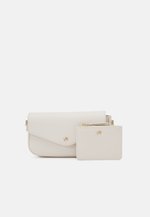 Anna Field SET - Wallet - off-white - Zalando.co.uk