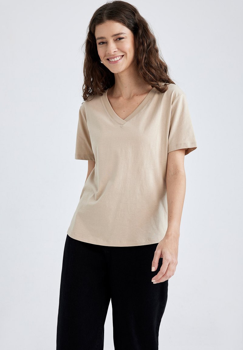 DeFacto REGULAR FIT - T-Shirt basic - beige - Zalando.de