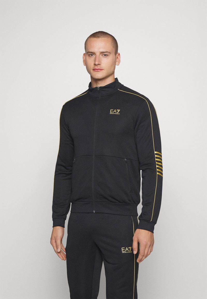 EA7 Emporio Armani TRAIN CORE JACKET - Sweatjacke - black/gold/schwarz ...