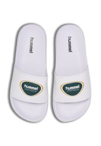 Hummel POOL SLIDE BADGE - Šľapky - white/green/biela - Zalando.sk