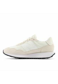 New Balance Stabiliteit hardloopschoenen - white beige/beige - Zalando.nl