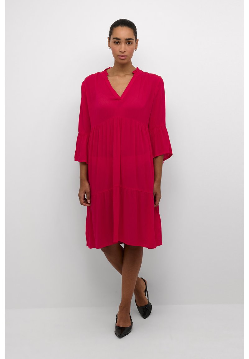 Kaffe KAMARIANAH AMBER - Vardagsklänning - virtual pink/ljusrosa ...