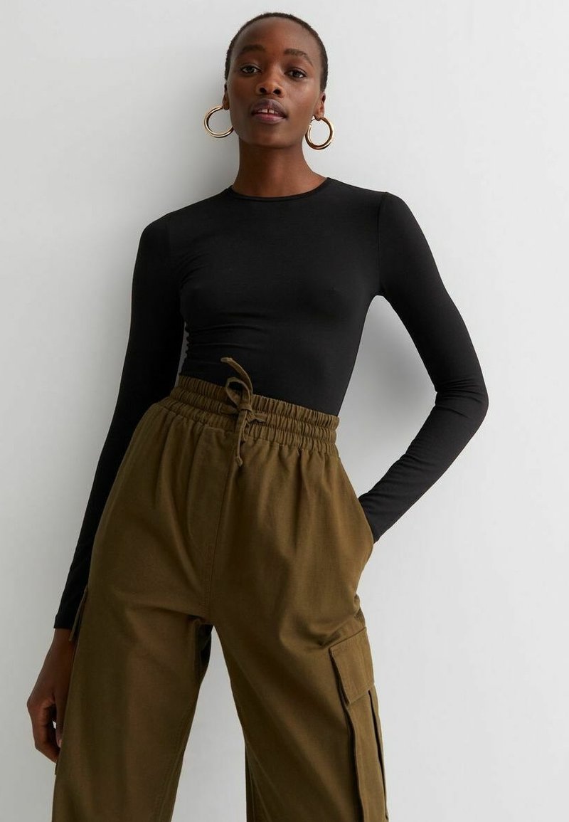 New Look Tall TALL CREW NECK BODYSUIT - Langarmshirt - black/schwarz ...