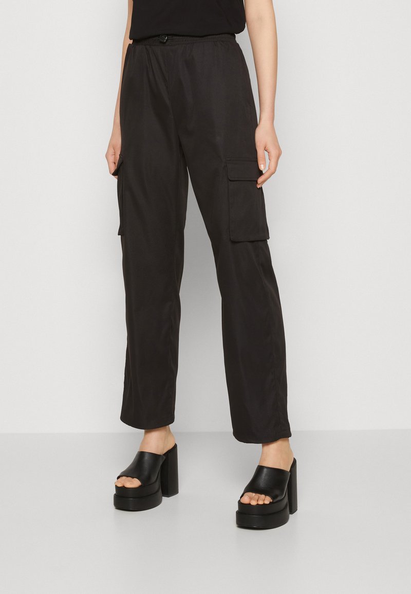 ONLY ONLCASHI NOOS - Cargo trousers - black - Zalando.ie