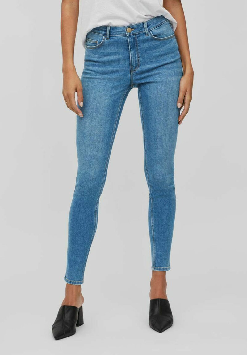 VILA Jeans Skinny Fit - medium blue denim/blue denim - Zalando.de