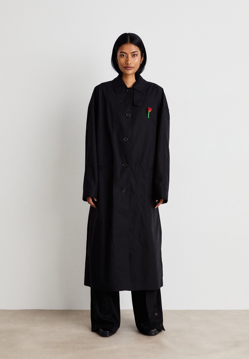 HUGO X LES BENJAMINS MENJI - Trenchcoat - black/sort - Zalando.dk