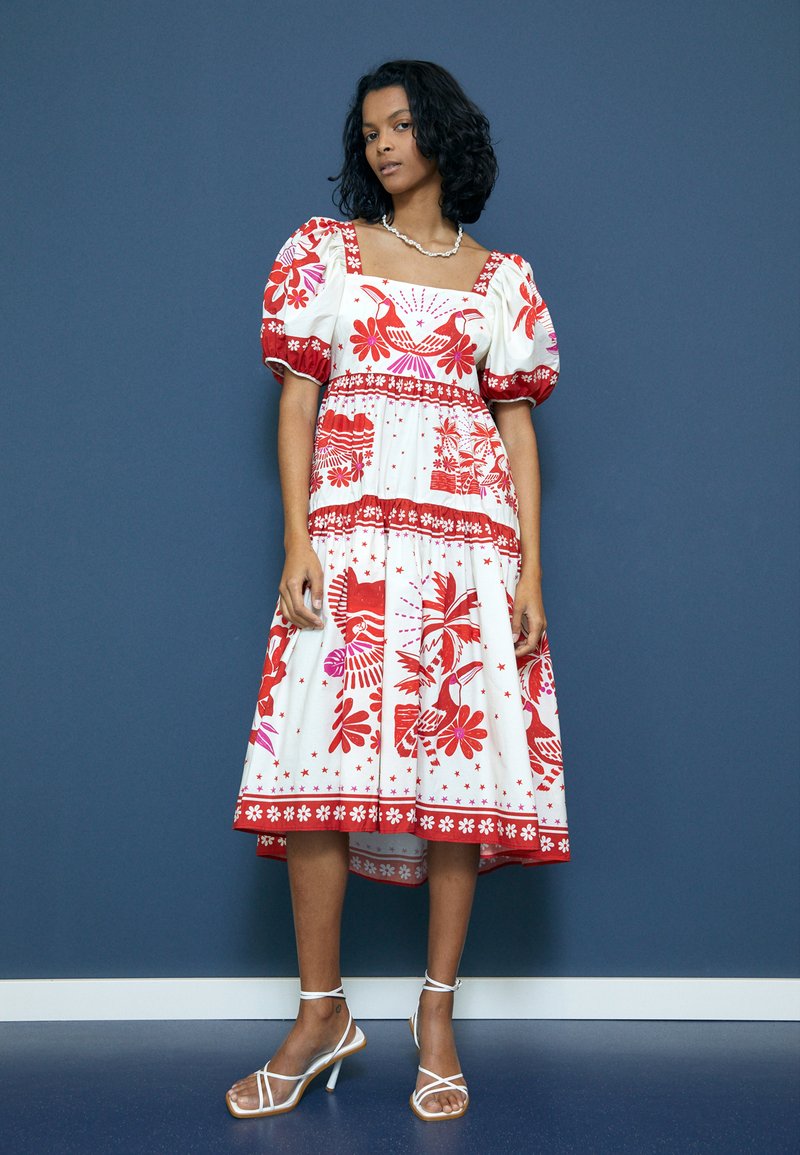 Farm Rio RIO TILES ENG MIDI DRESS - Vestito estivo - off-white ...